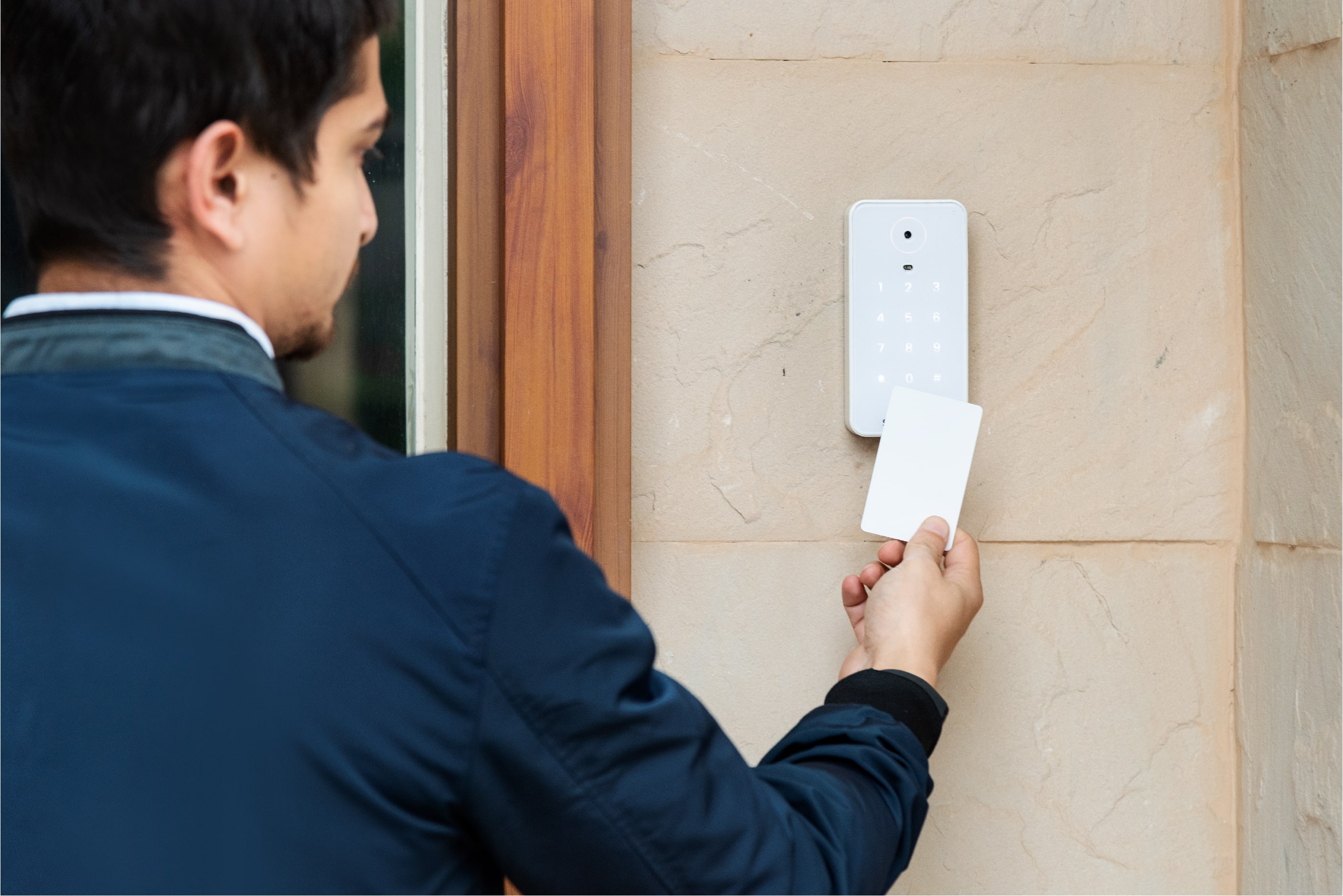 Smart Card Readers- What Do They Do & How Do They Work?